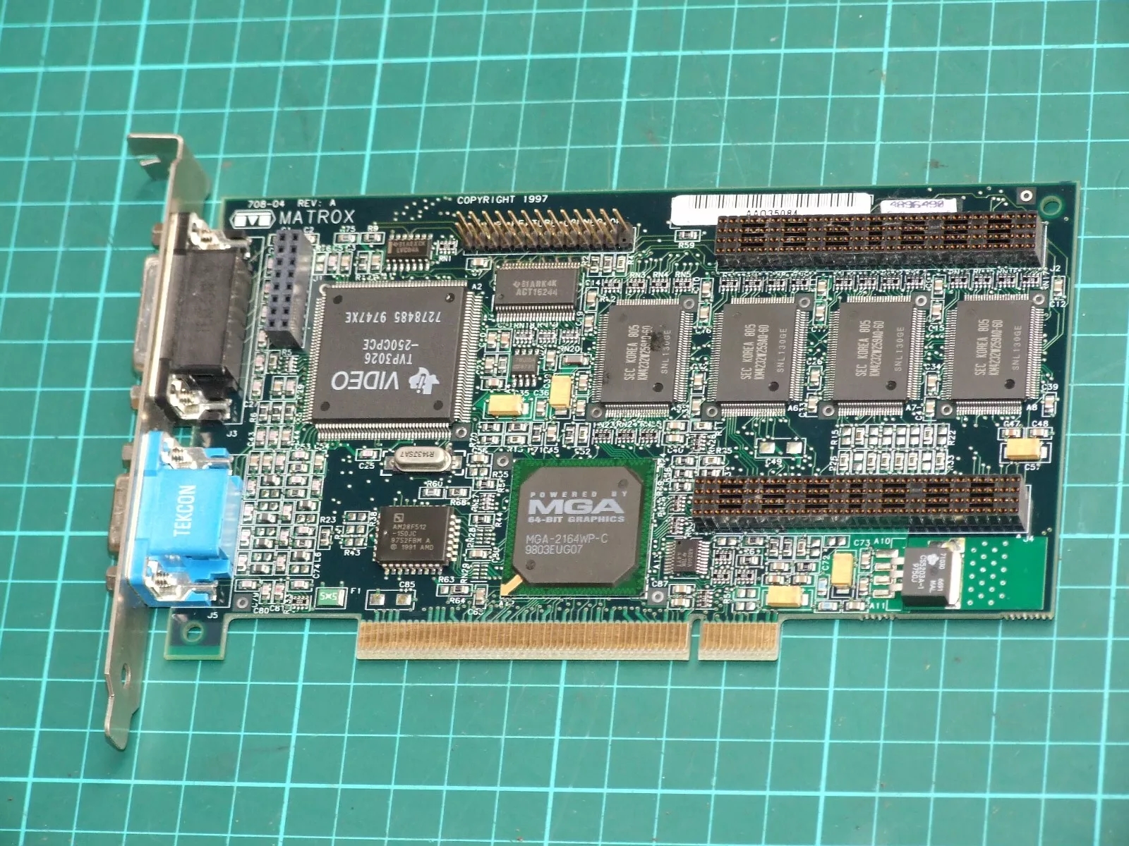 DOS Days - Matrox MGA Millennium II (1997)